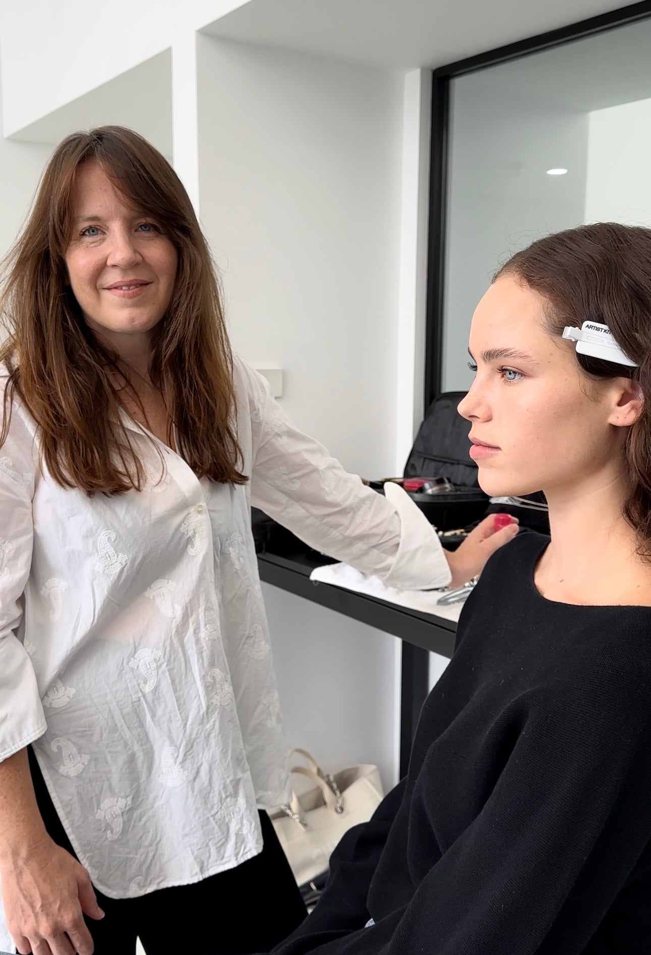Makeup Artist, Victoria Baron shares her top 3 products for glowing sk